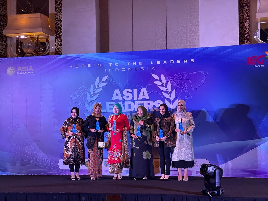 Raih Penghargaan Bergengsi Tingkat Asia, Cindy Monica Bikin Bangga ...